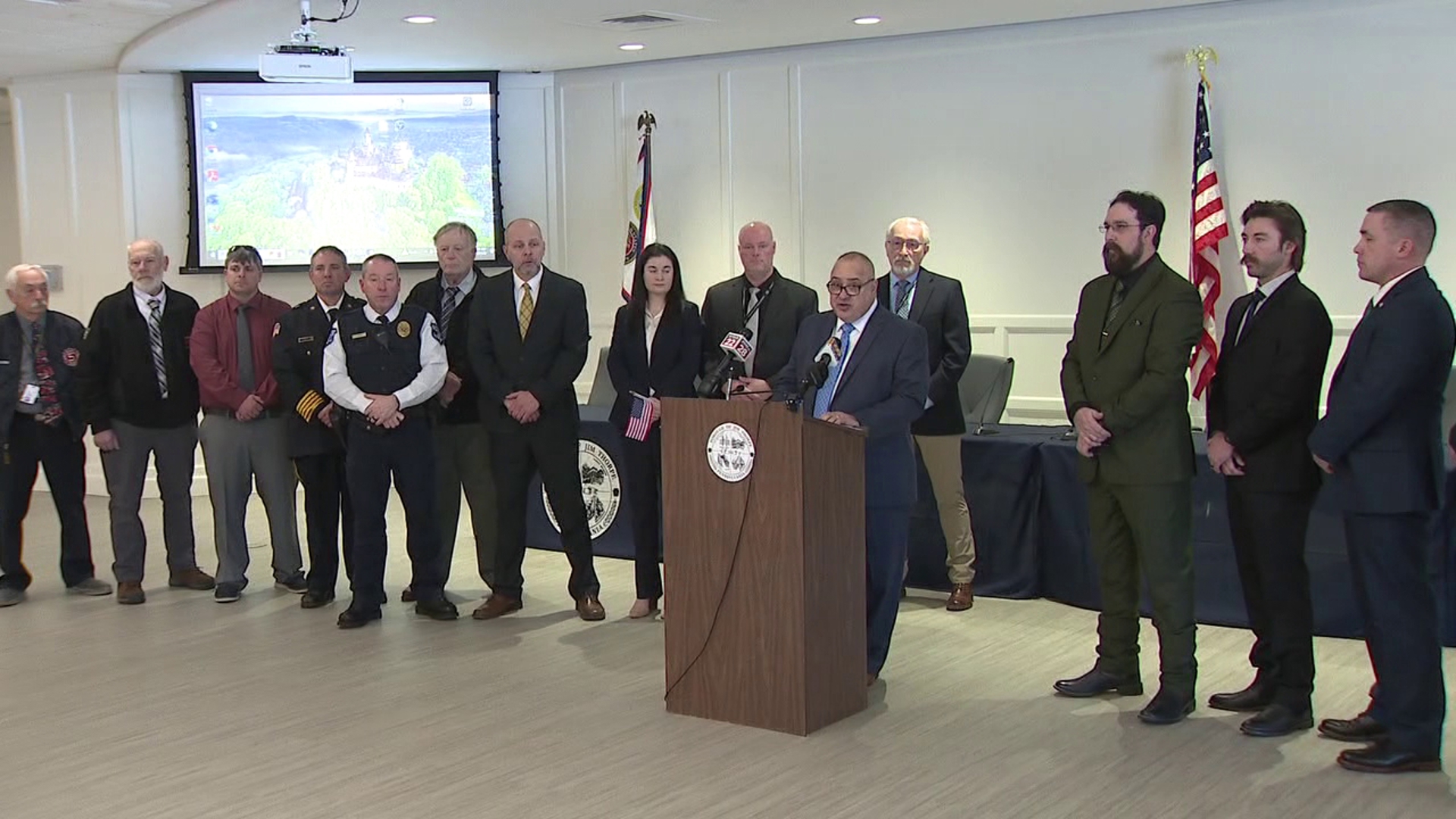 17-year-old charged with arson in connection with Bear Mountain fire ...