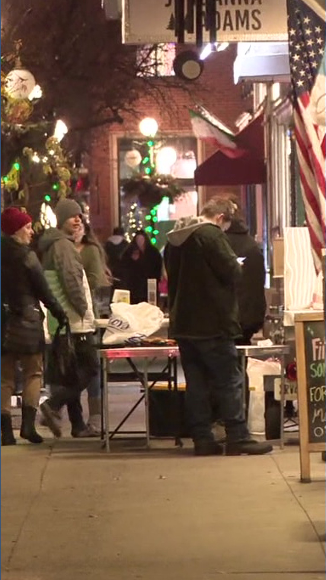 Downtown Lewisburg kicks off annual Miracle on Market Street | wnep.com