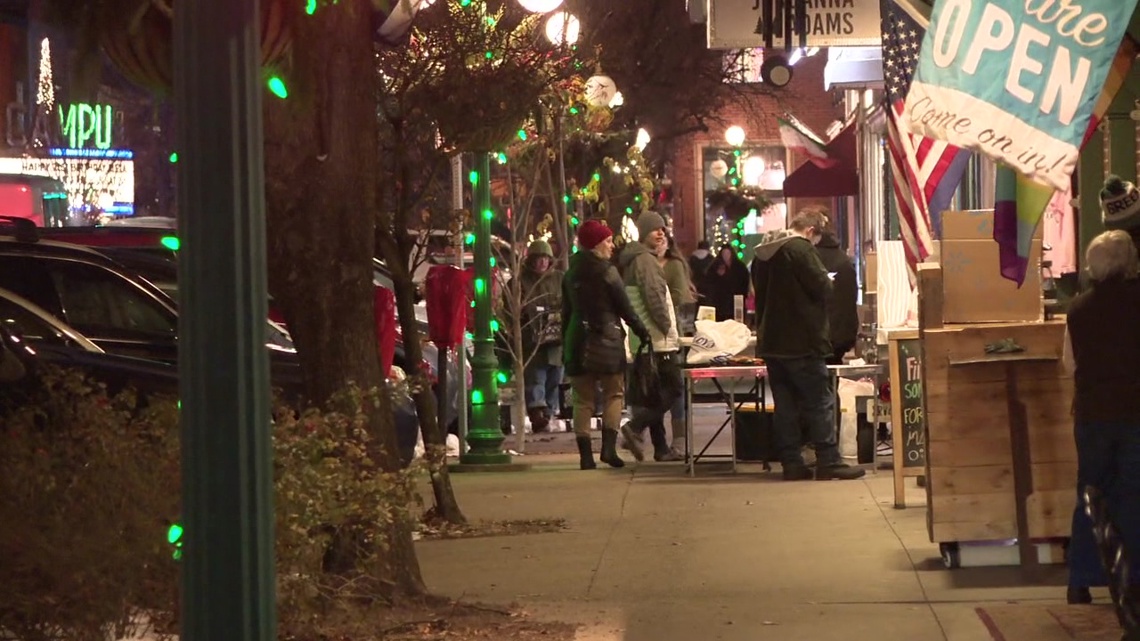 Downtown Lewisburg kicks off annual Miracle on Market Street | wnep.com