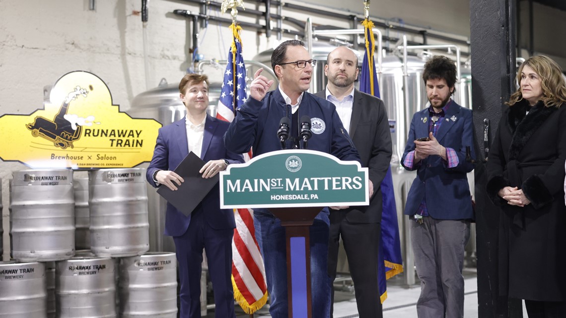 Gov. Shapiro says 'Main Street Matters' in visit to Wayne County | wnep.com