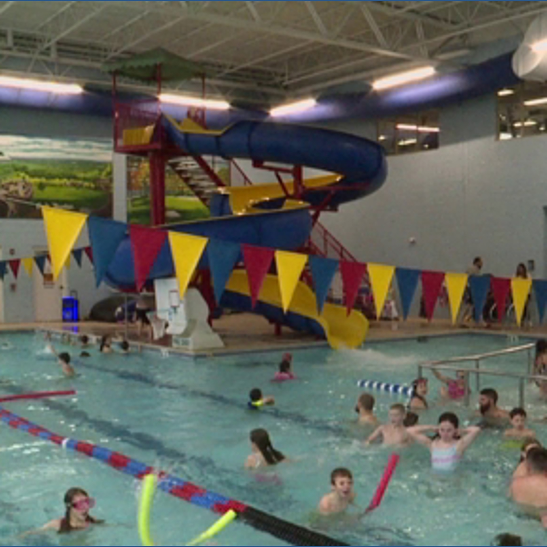 Greater Carbondale YMCA hosts New Year's Eve kids pool party | wnep.com