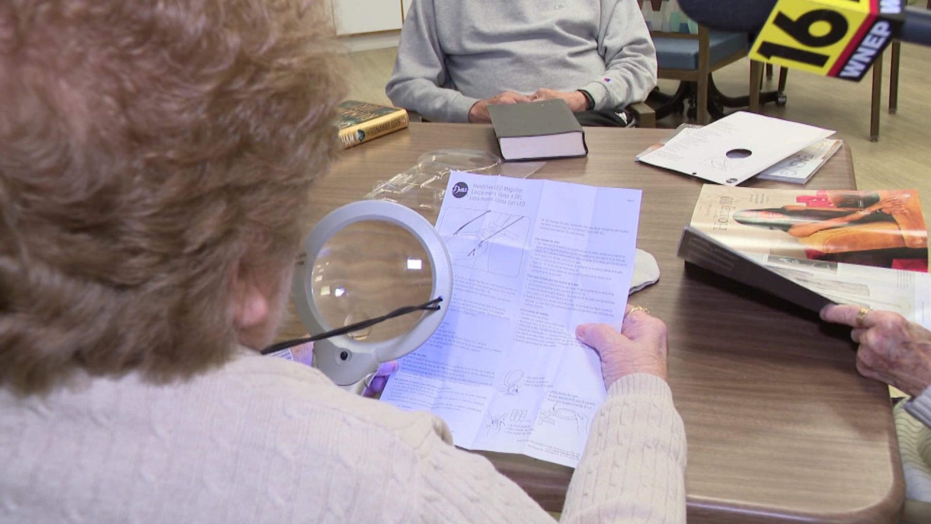 The Hands Free LED | Does It Really Work? | wnep.com