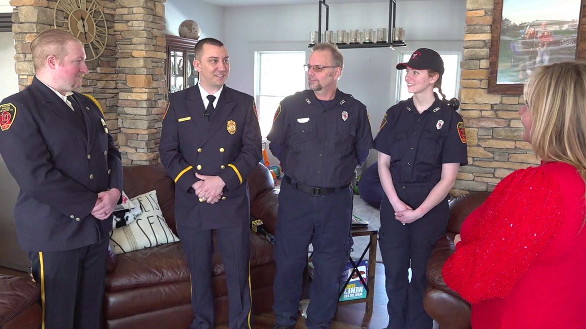 First responders help deliver baby at home | wnep.com