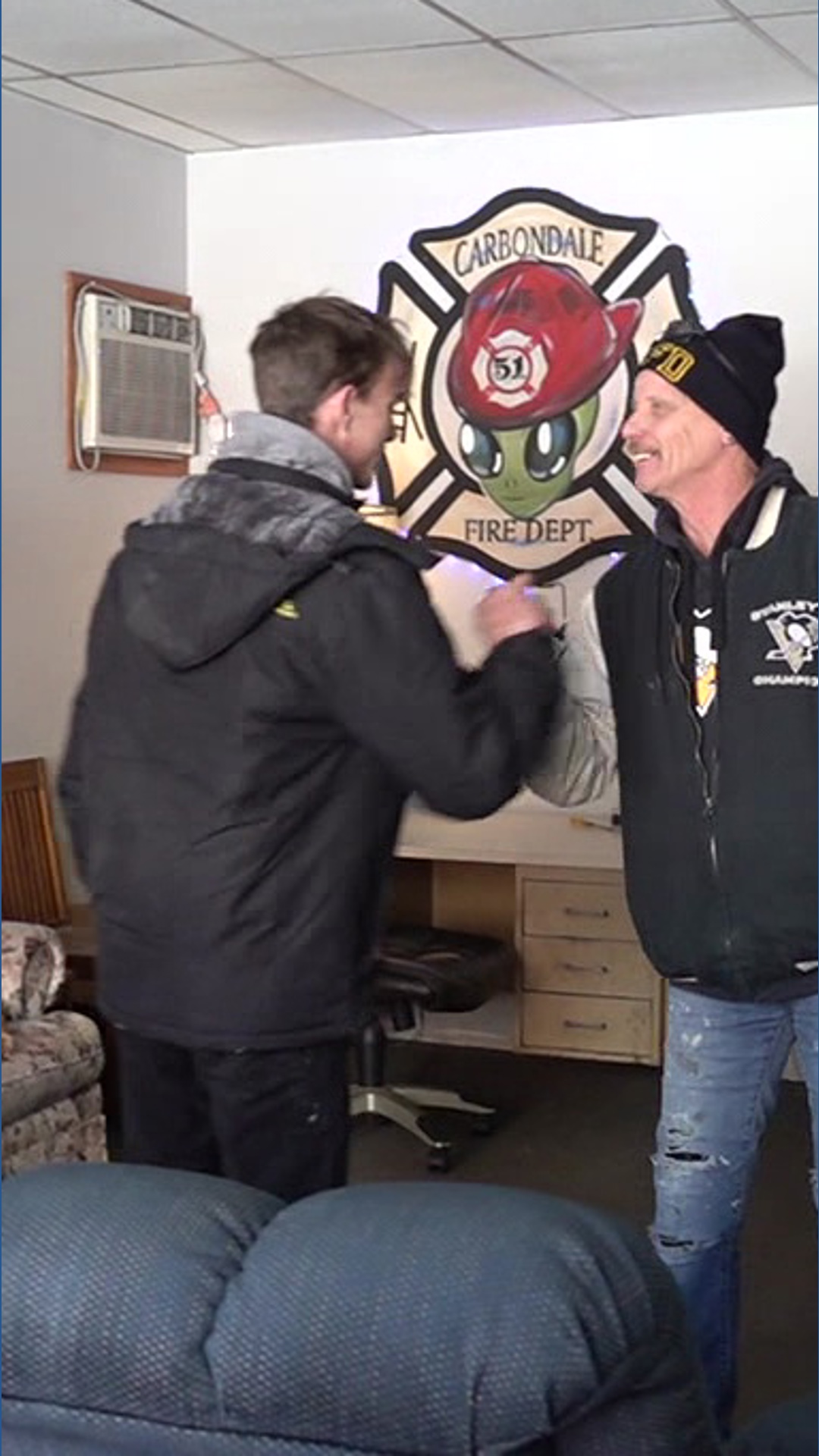 Mystery plow driver who helped Carbondale firefighters identified ...