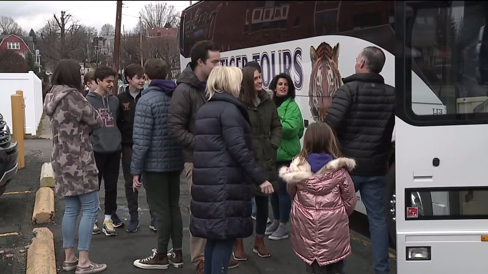 Bus Trip to Watch Basketball Tournament | wnep.com