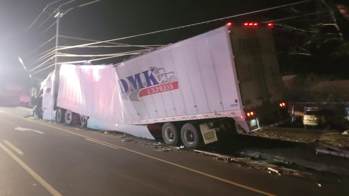 Tractor-trailer strikes utility pole in Columbia County | wnep.com