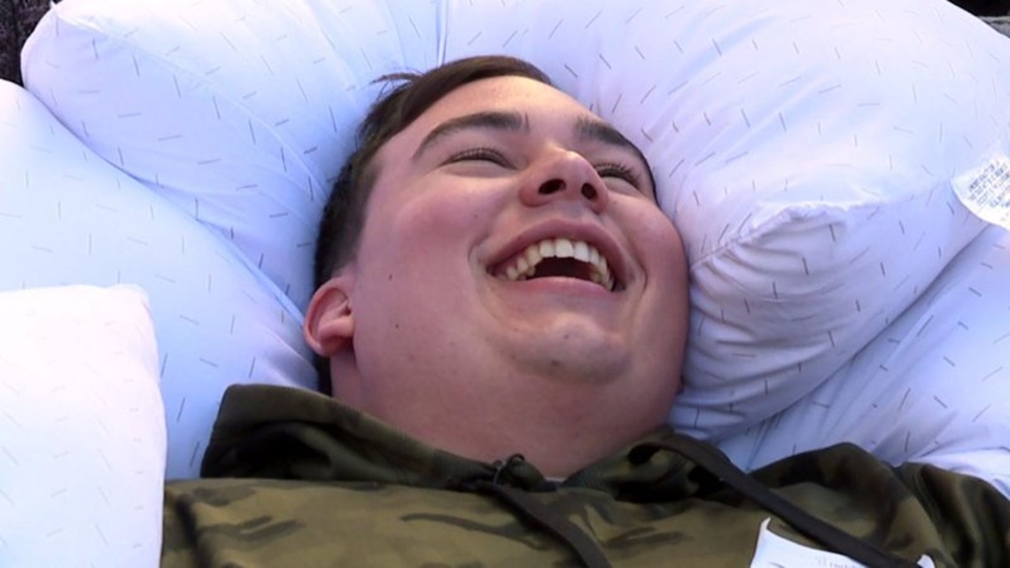 With Help From Friends, 20-Year-Old Man With Cancer Lives Out Bucket ...