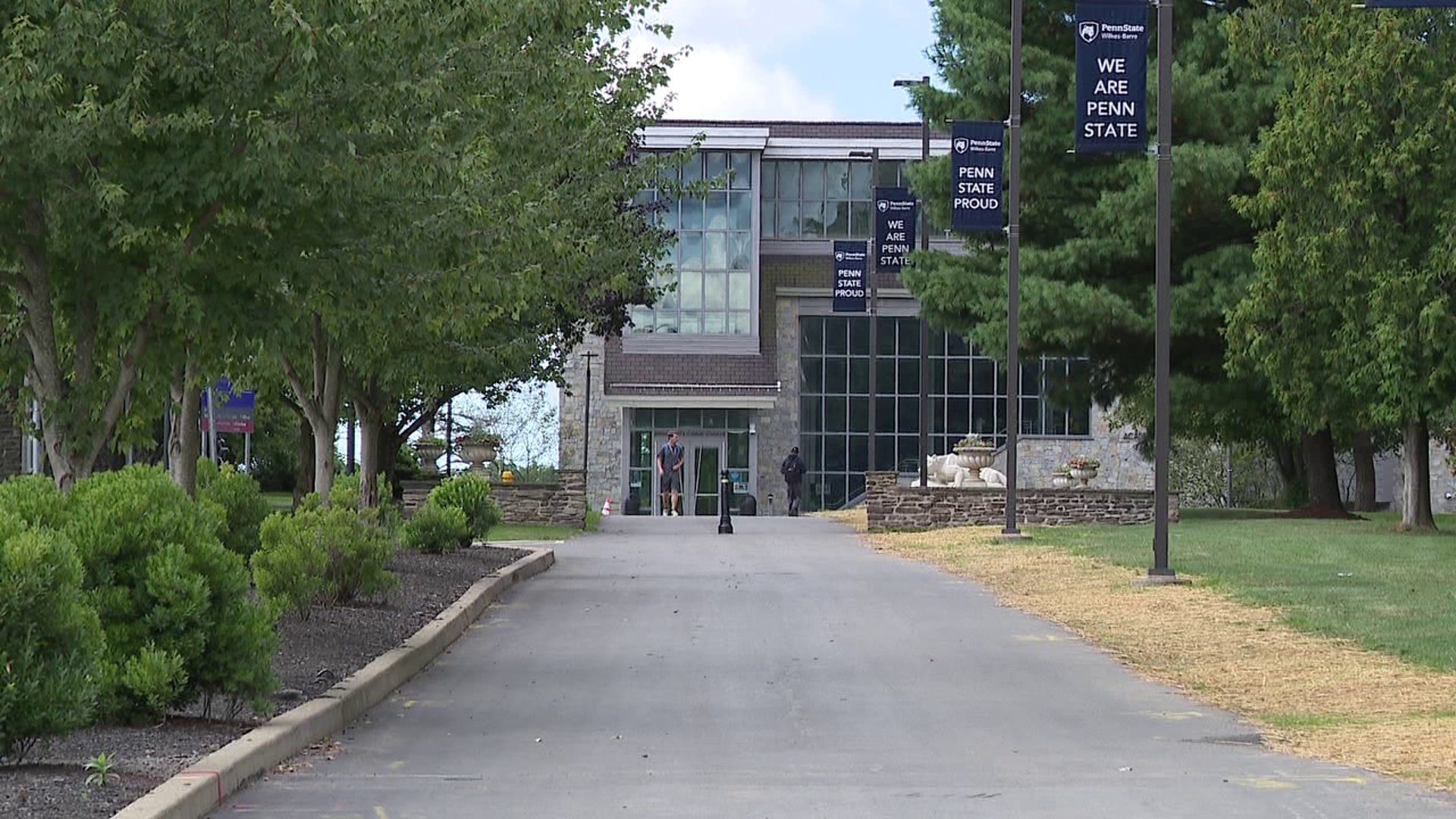 Penn State Wilkes-Barre students return to campus | wnep.com