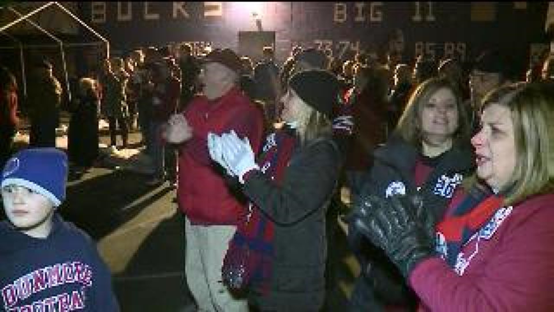 Community Welcomes Dunmore Bucks Home from State Title Game | wnep.com