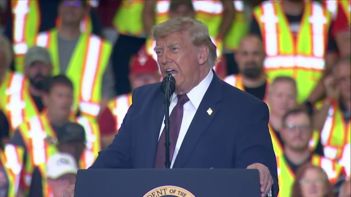 President Trump makes a visit to the Lehigh Valley | wnep.com