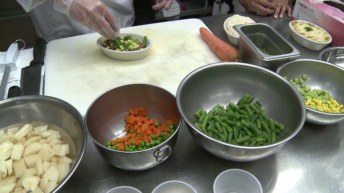 Chef Spices Up Senior Center in Carbondale | wnep.com