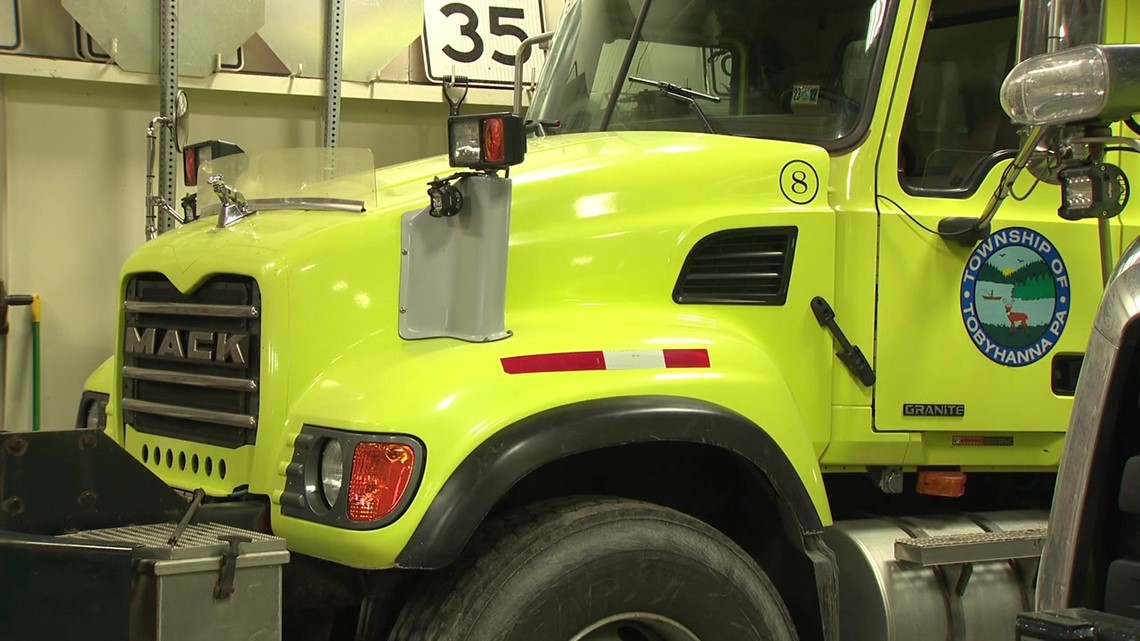 Monroe County road crews ready for snow in the Poconos | wnep.com