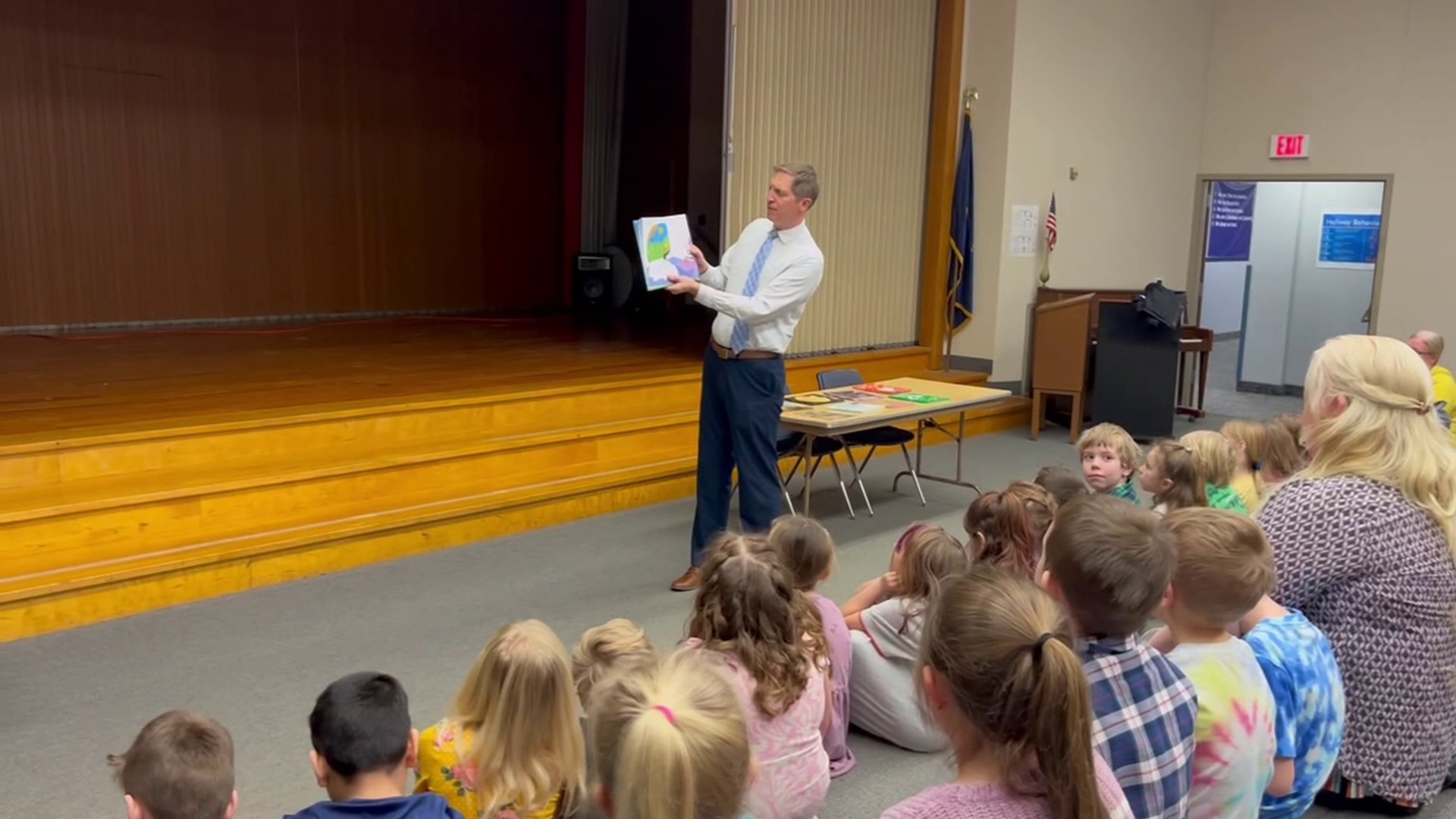 The Newswatch 16 team takes part in 'Read Across America' | wnep.com