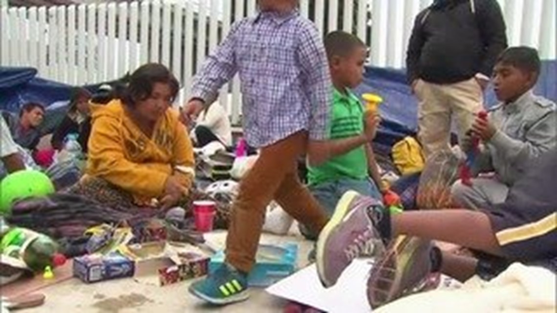 A Few Migrants From Caravan Begin Asylum Process With U.S. | wnep.com