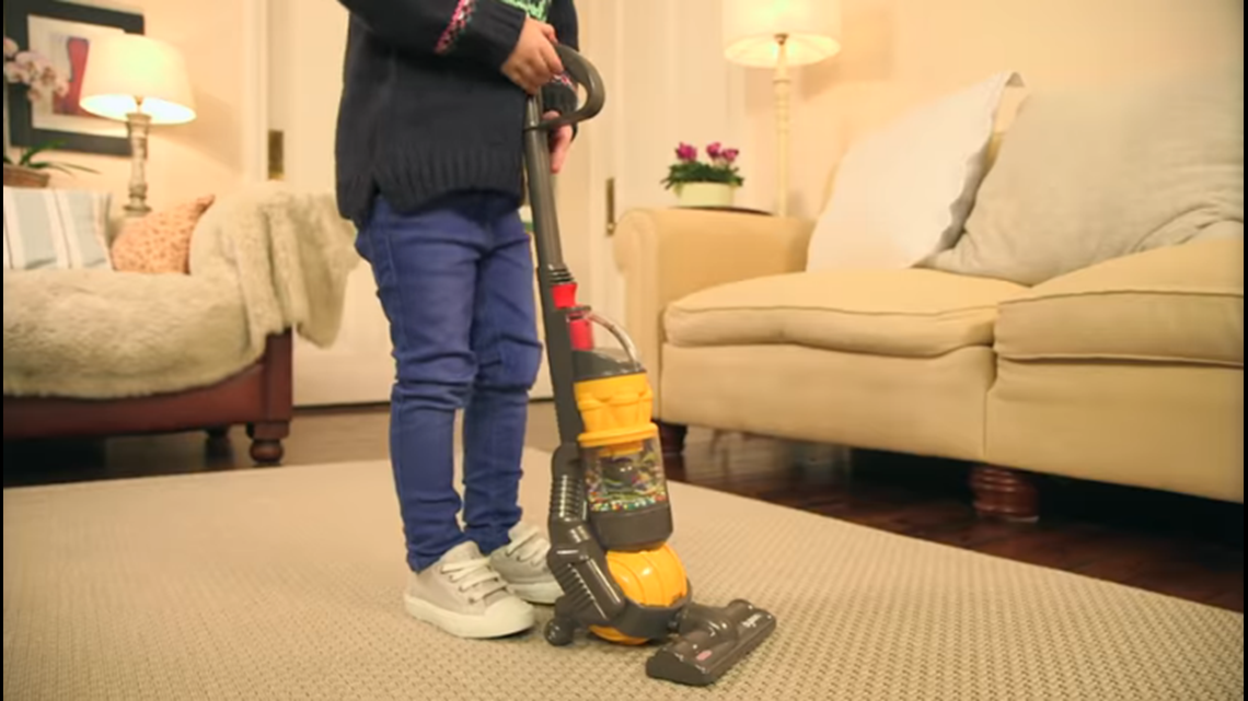 Merry Christmas, Parents: There’s a Toy Vacuum That Actually Works ...
