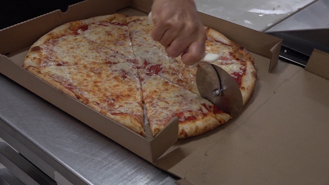 Free pizza for SNAP recipients in Schuylkill County | wnep.com