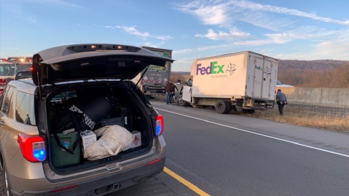 Federal Express box truck collides with tractor-trailer in Muncy | wnep.com