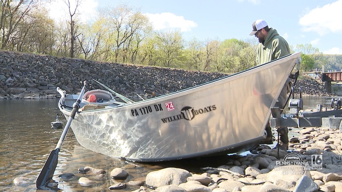 Learning How To Centerpin Fish with Gravy Boat Guide Service | wnep.com