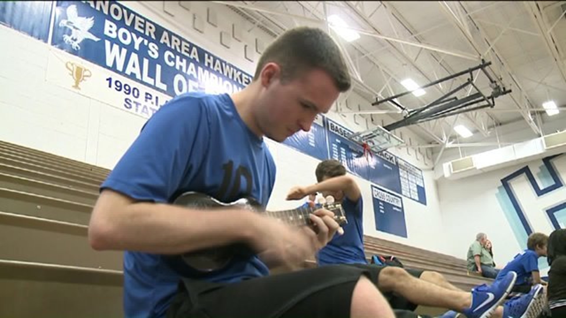 Hanging With The Hanover Area Hawkeyes Volleyball Team | wnep.com