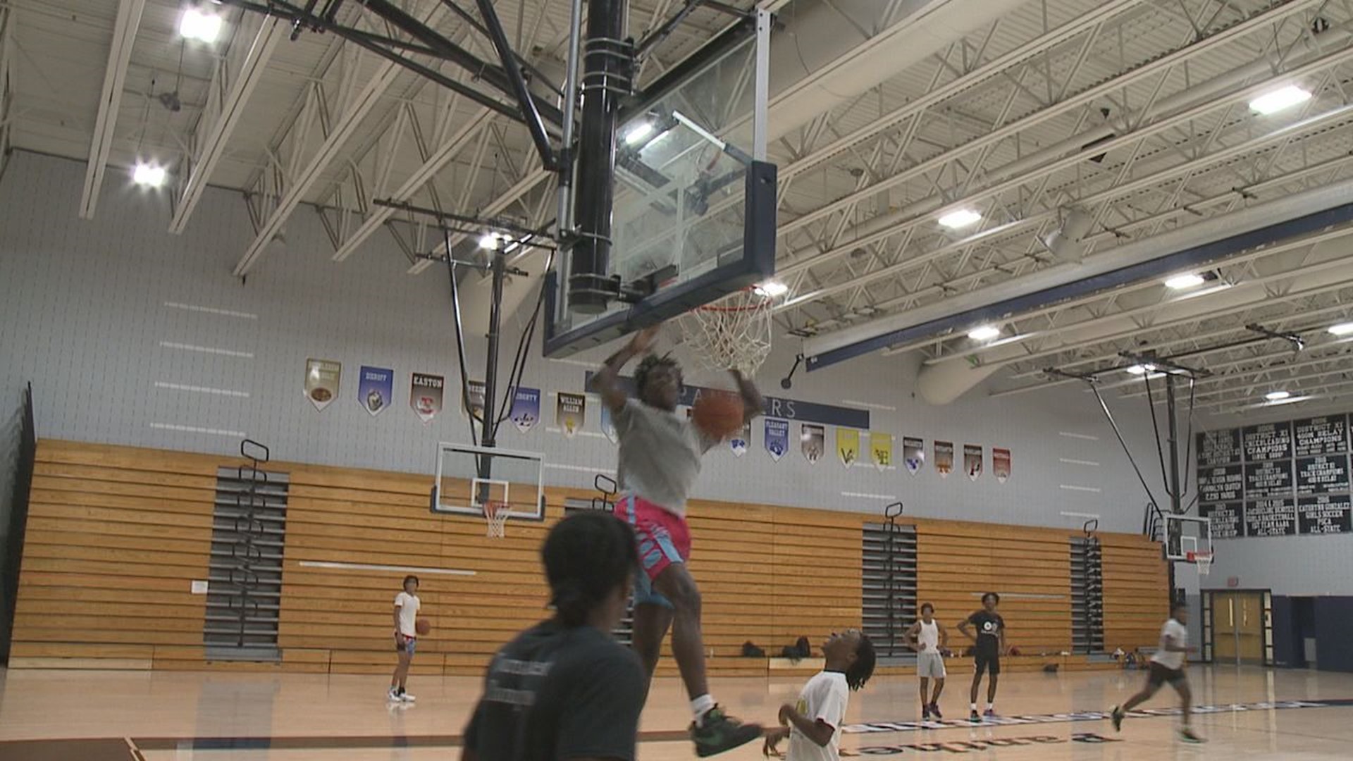 Christian Fermin Commits To VCU And Coach Mike Rhoades | wnep.com