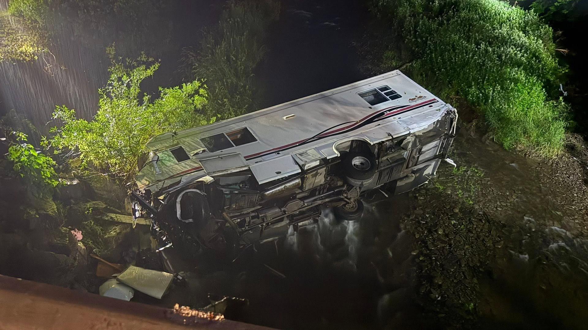 Two saved after RV crashes into creek in Susquehanna County | wnep.com
