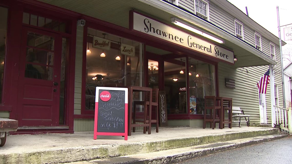 General store in Monroe County pays it forward | wnep.com