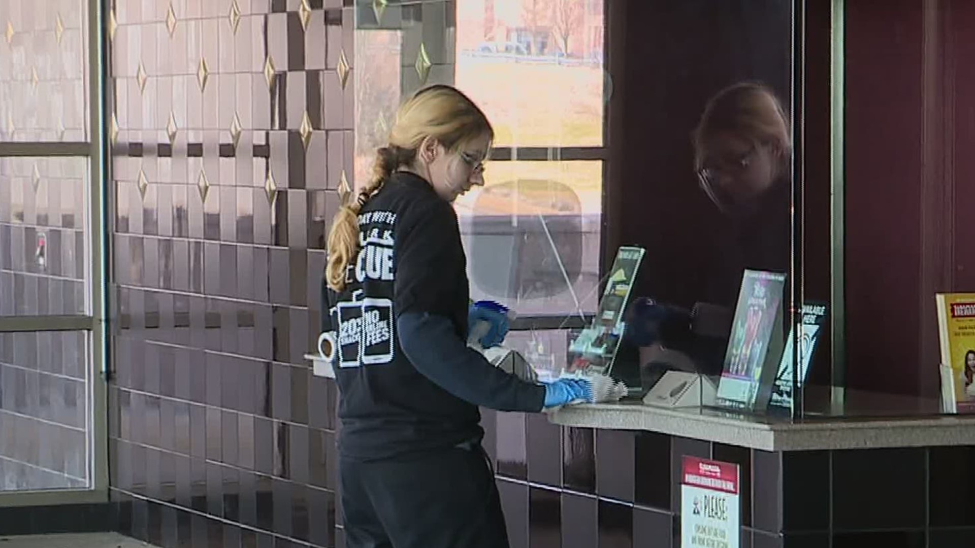 Employees keeping movie theaters clean in Lackawanna County | wnep.com
