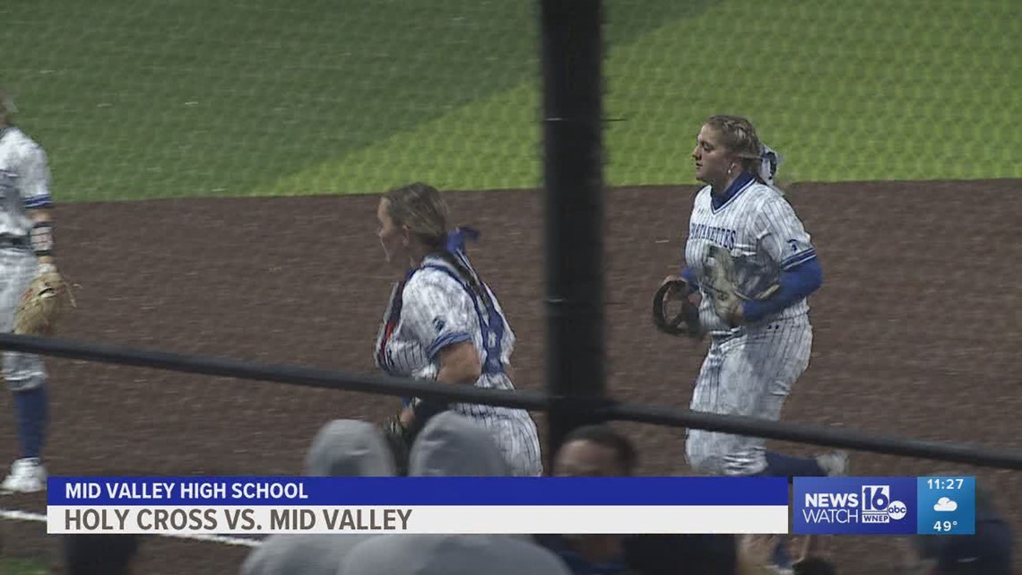 Mid Valley Softball Wins 11-0 to open New Softball Field | wnep.com
