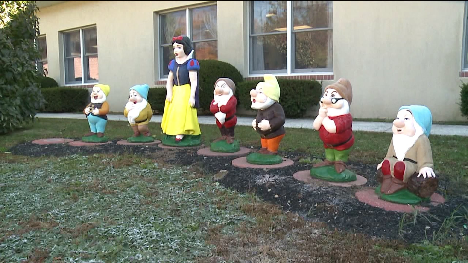 Snow White and the Missing Dwarf | wnep.com