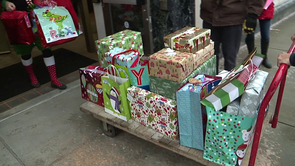 People donate gifts for less fortunate kids in Wilkes-Barre | wnep.com