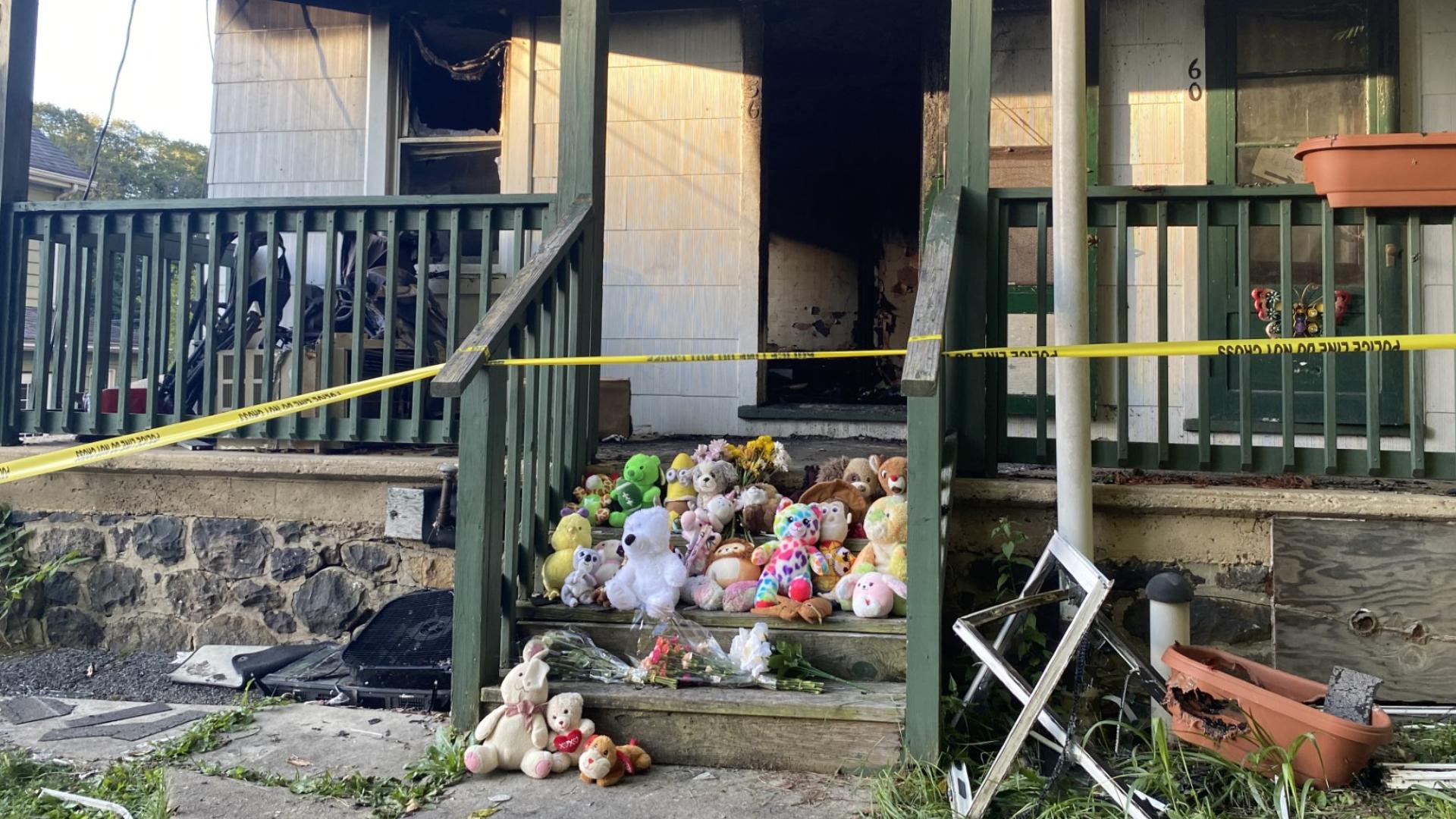 Community rallies to support families after deadly fire in Franklin ...