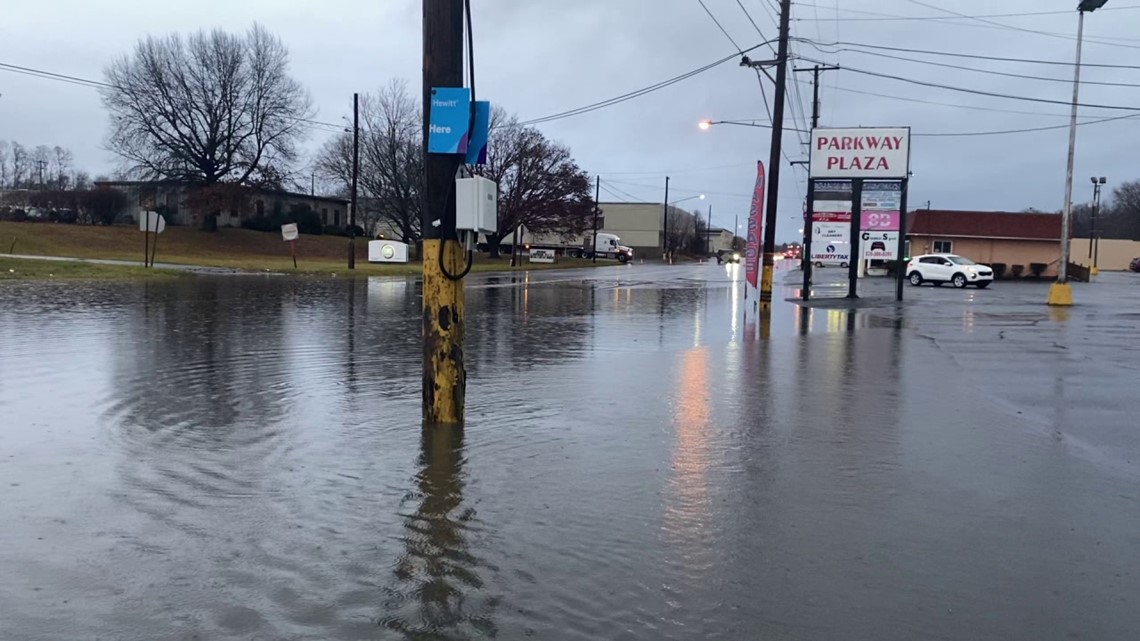 Flooding causes delays, road closures | wnep.com