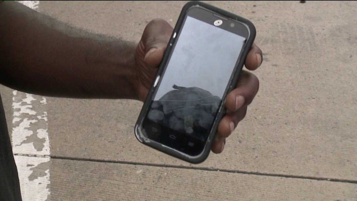 Hand-Held Cell Phone Ban on Truck Drivers in PA | wnep.com