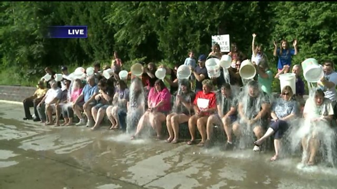 23 Susquehanna County Staffers Take the Ice Bucket Challenge | wnep.com