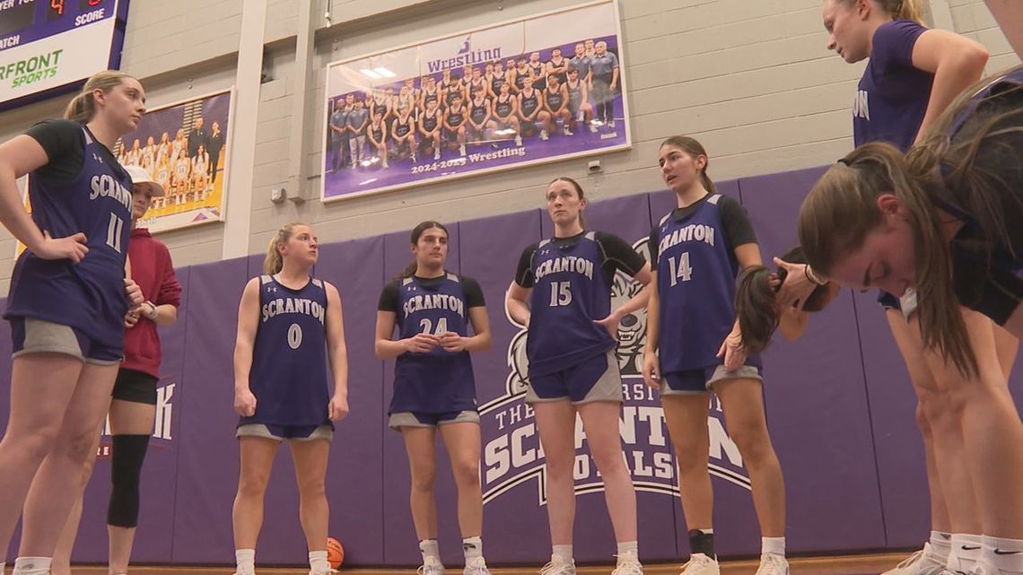 Lady Royals rolling into NCAA DIII Sweet 16 | wnep.com
