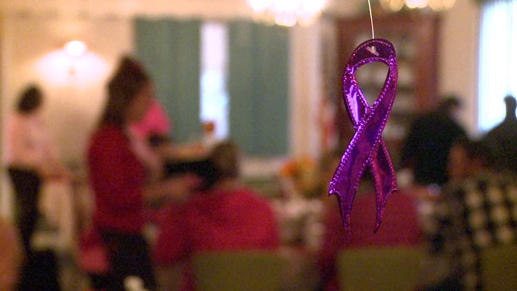 Pink Out Brunch Shows Support | wnep.com