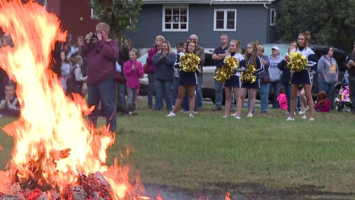 Northwest Area Celebrates Homecoming with Bonfire | wnep.com