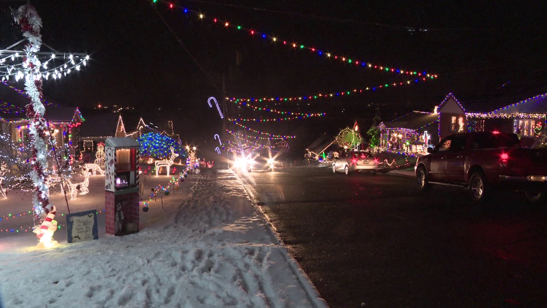 Candy Cane lane returns to Duboistown | wnep.com