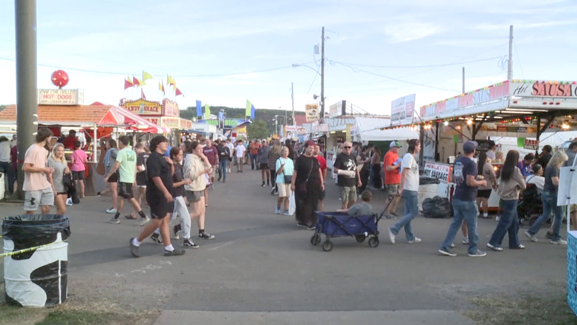 The Bloomsburg Fair opens its doors for the first full day at the fair | wnep.com