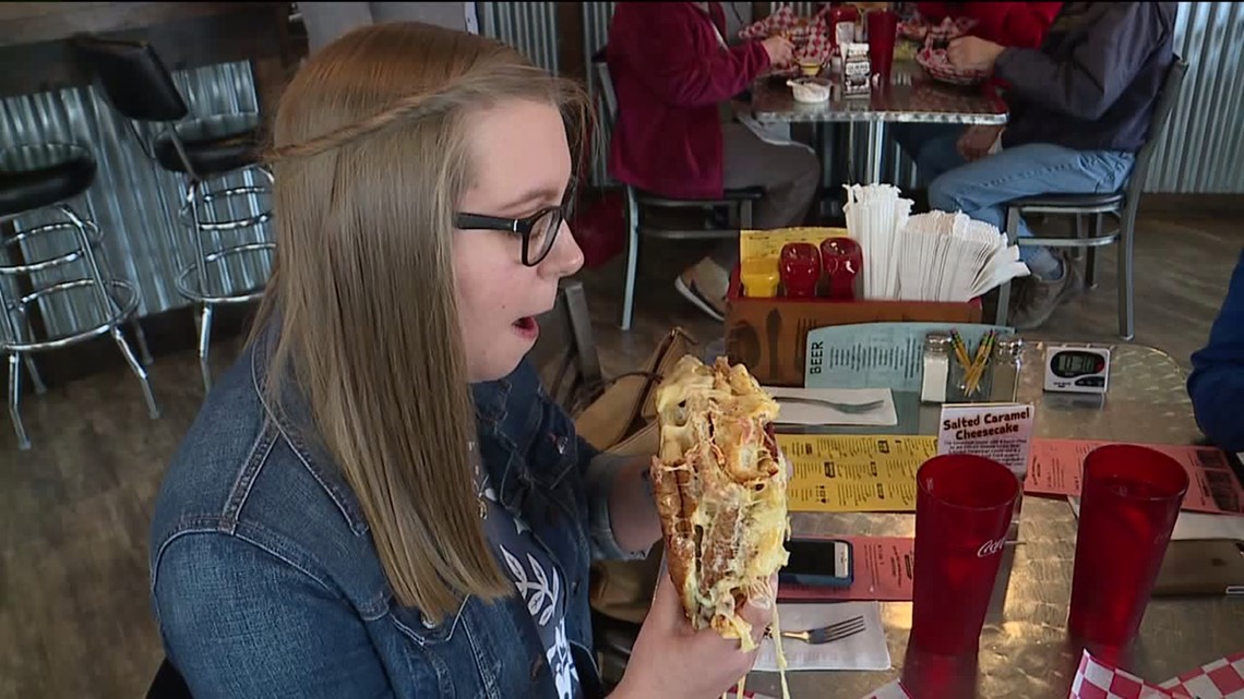 Taste Test: Grilled Cheese Eating Challenge at Wheel | wnep.com
