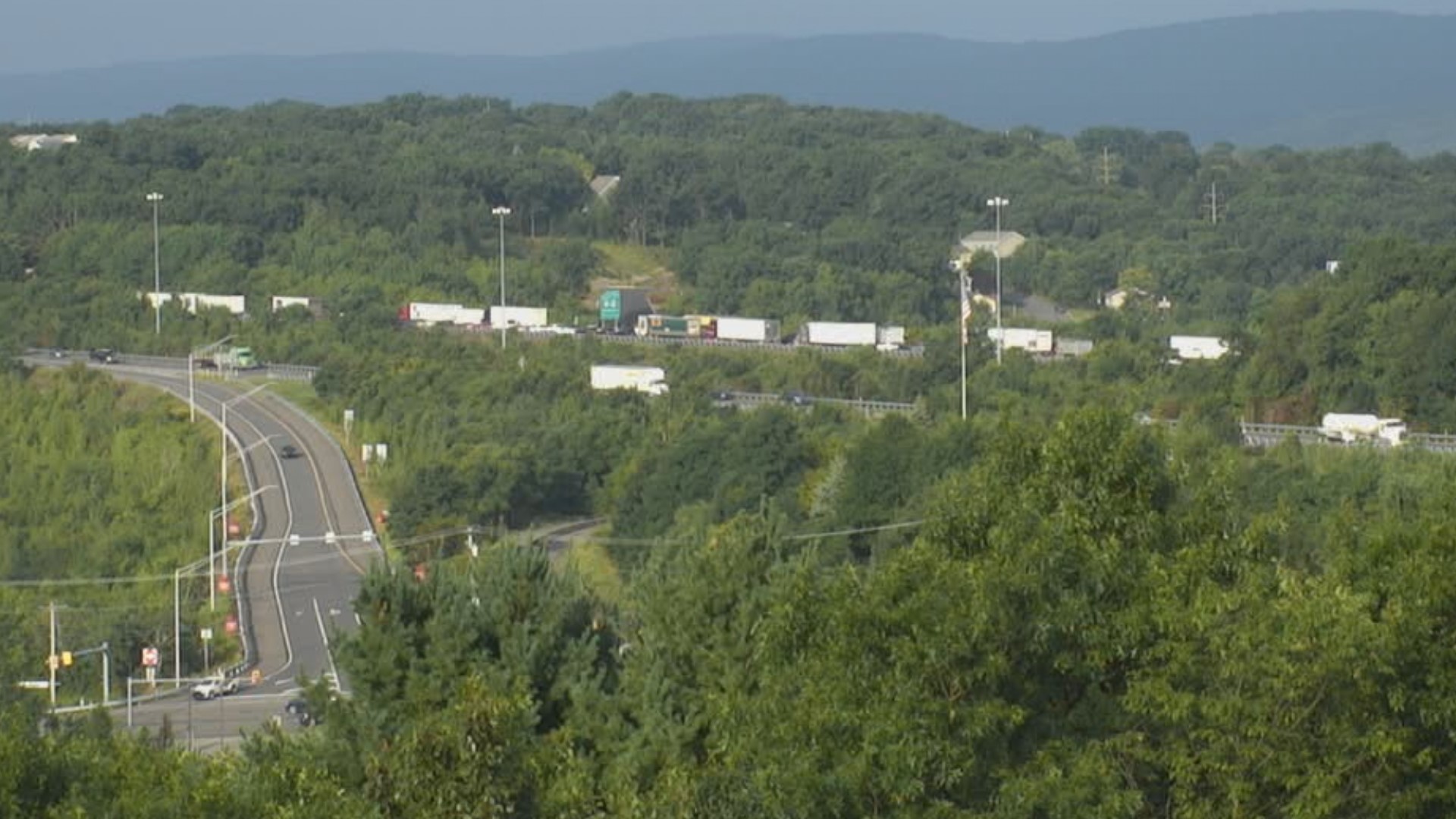 Crash tying up traffic on highway in Lackawanna County | wnep.com