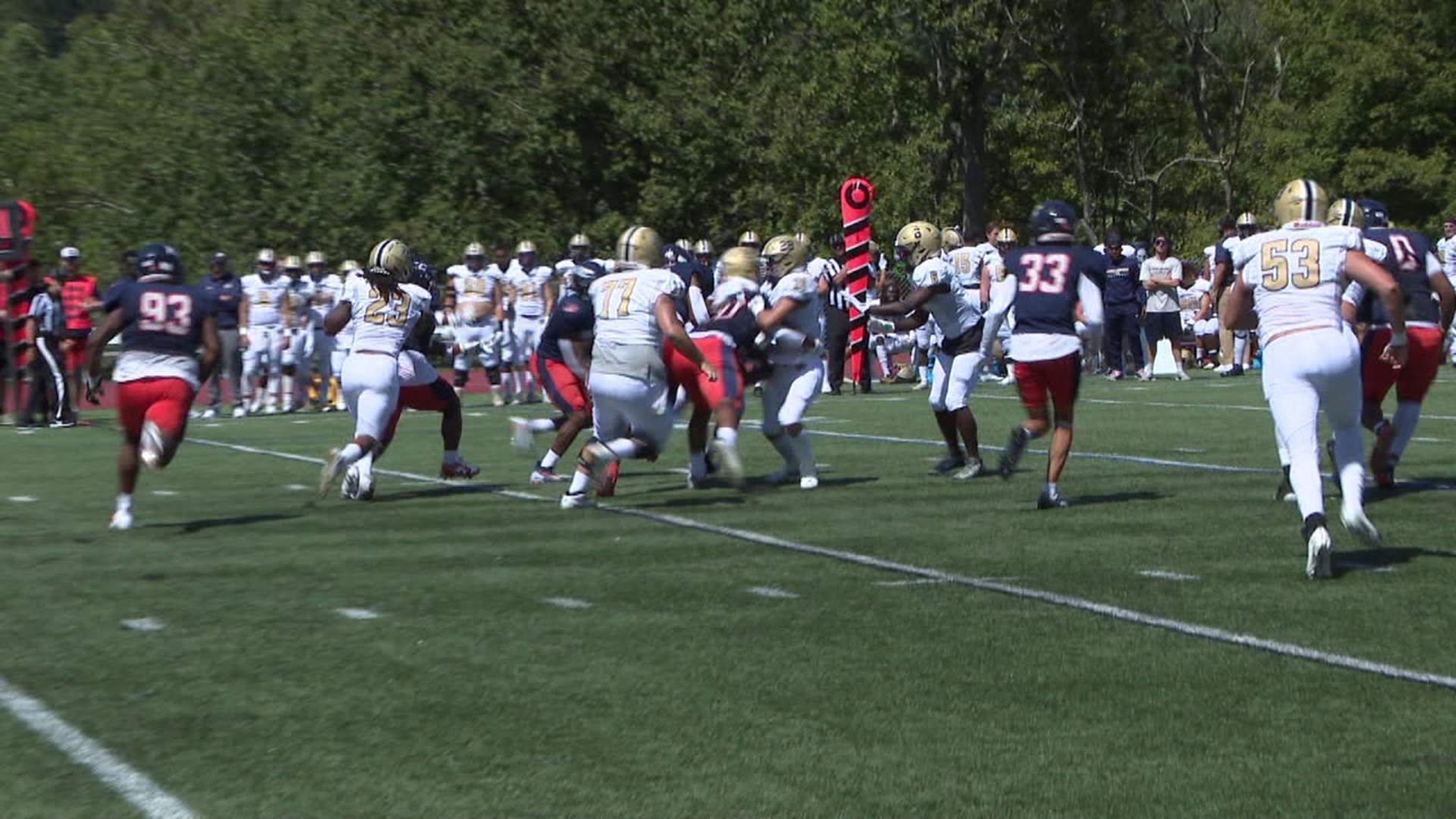 Football team inspires deaf students | wnep.com