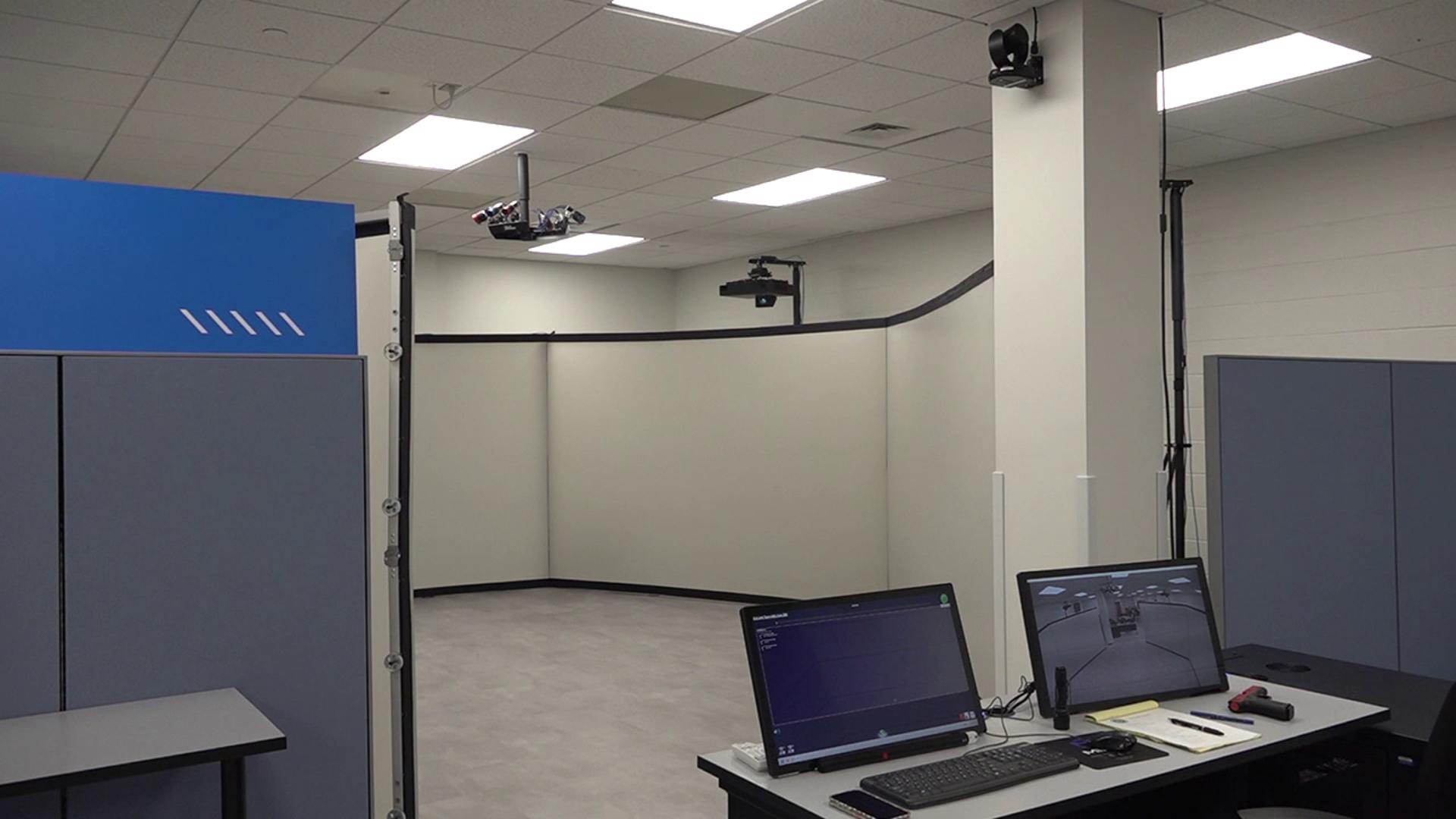 Students get real-life training through virtual simulator at Penn ...