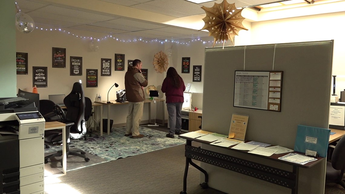 Youth Corner focuses on guiding students on a career path | wnep.com