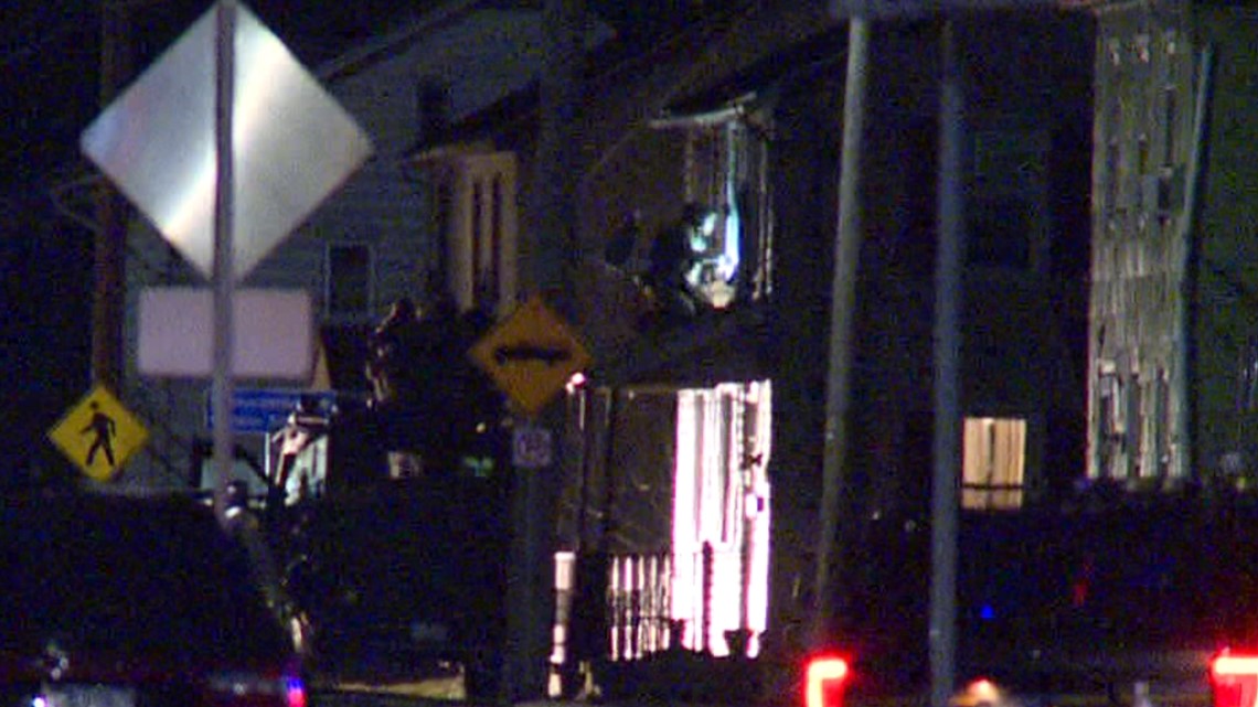 Several escape through second floor window | wnep.com