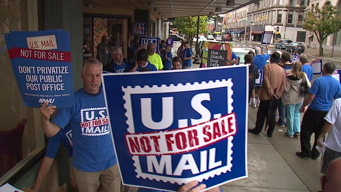 Postal Workers Protest Privatization | wnep.com