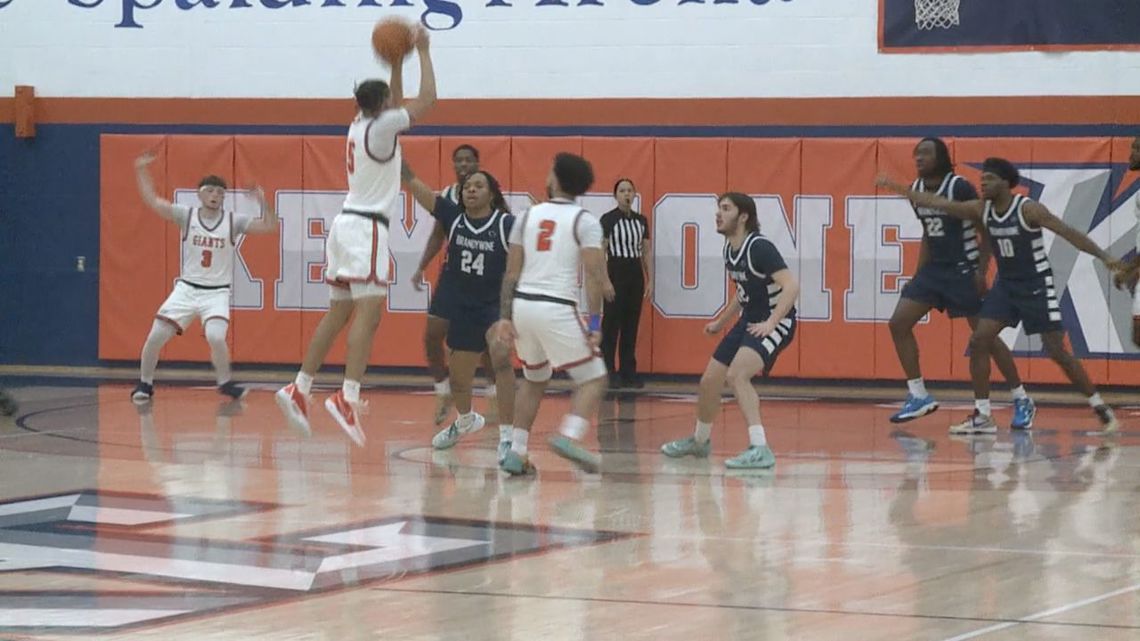 Keystone men's basketball hosts Penn State Brandywine on Senior Day ...