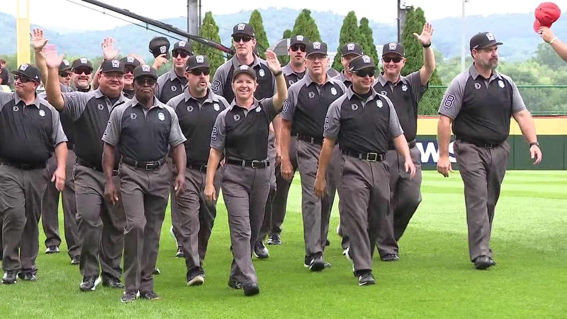 Umpires from US, France join Little League World Series | wnep.com