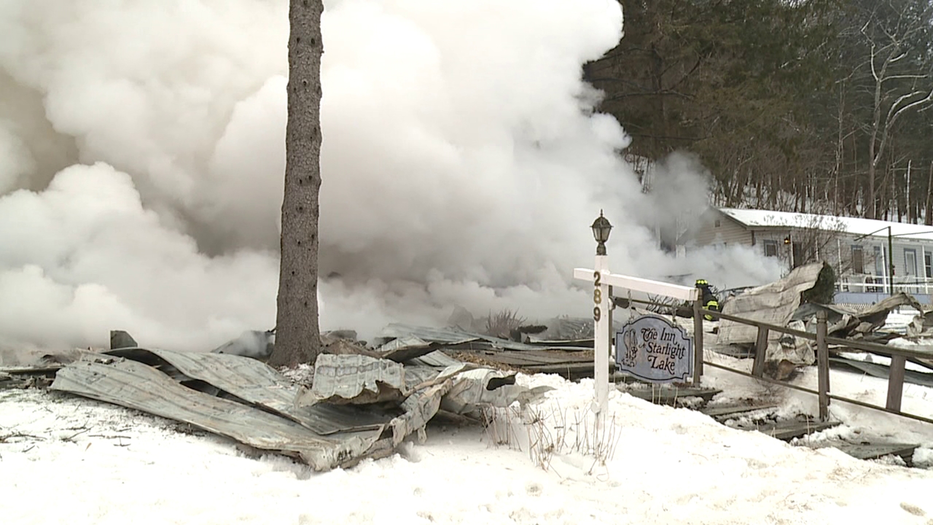Fire tears through Starlight Inn in Wayne County | wnep.com