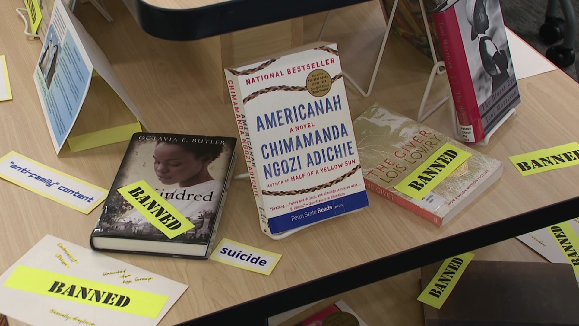 Students take a stand against censorship with 'Banned Book Readout ...